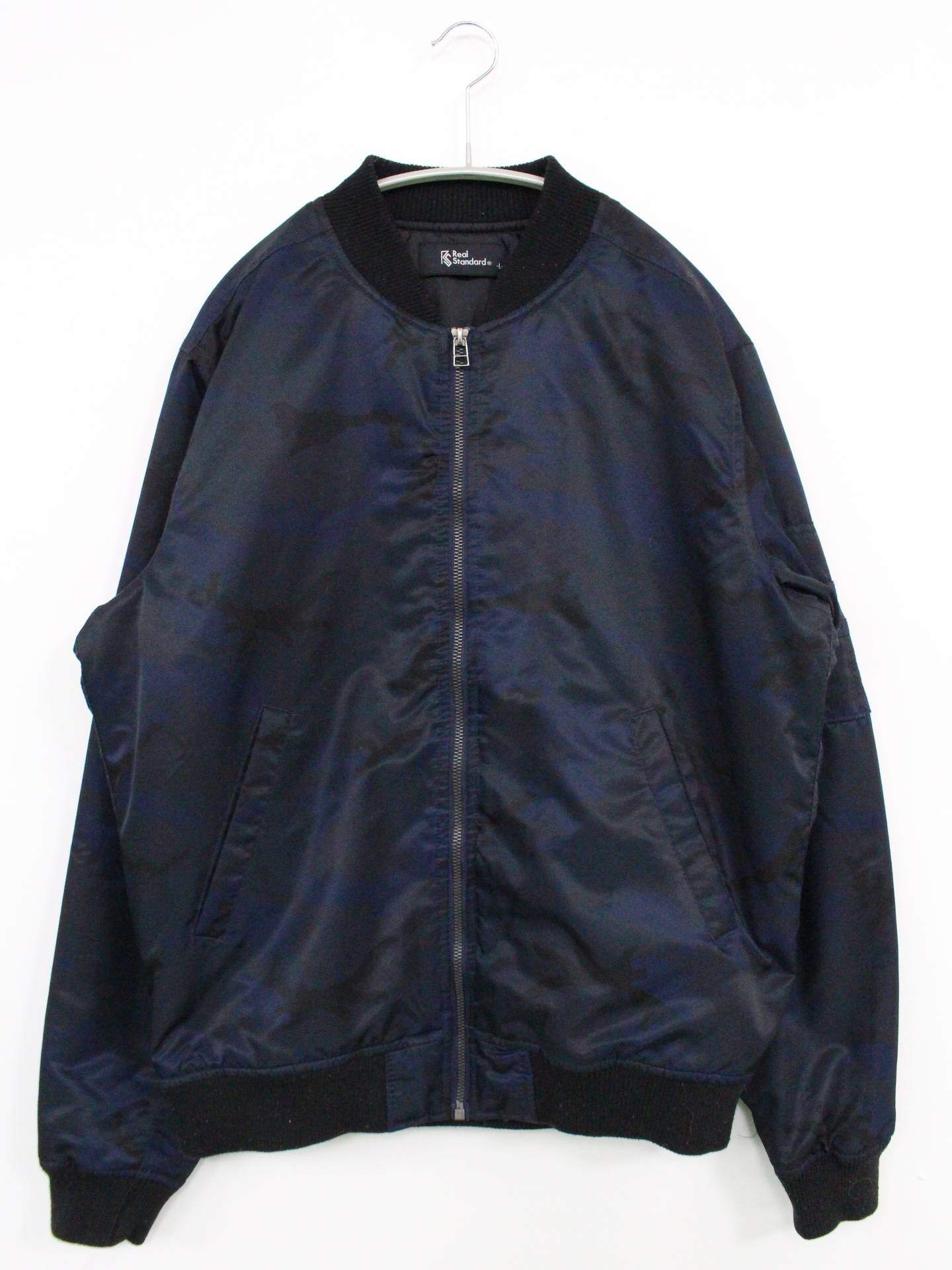 【Real Standard/リアルスタンダード】ブルゾン L 古着での購入ですよくみたら黒と紺の明細で絶妙にかわいいです【古着/USED/中古品】 - digdig（ディグディグ） - A93861